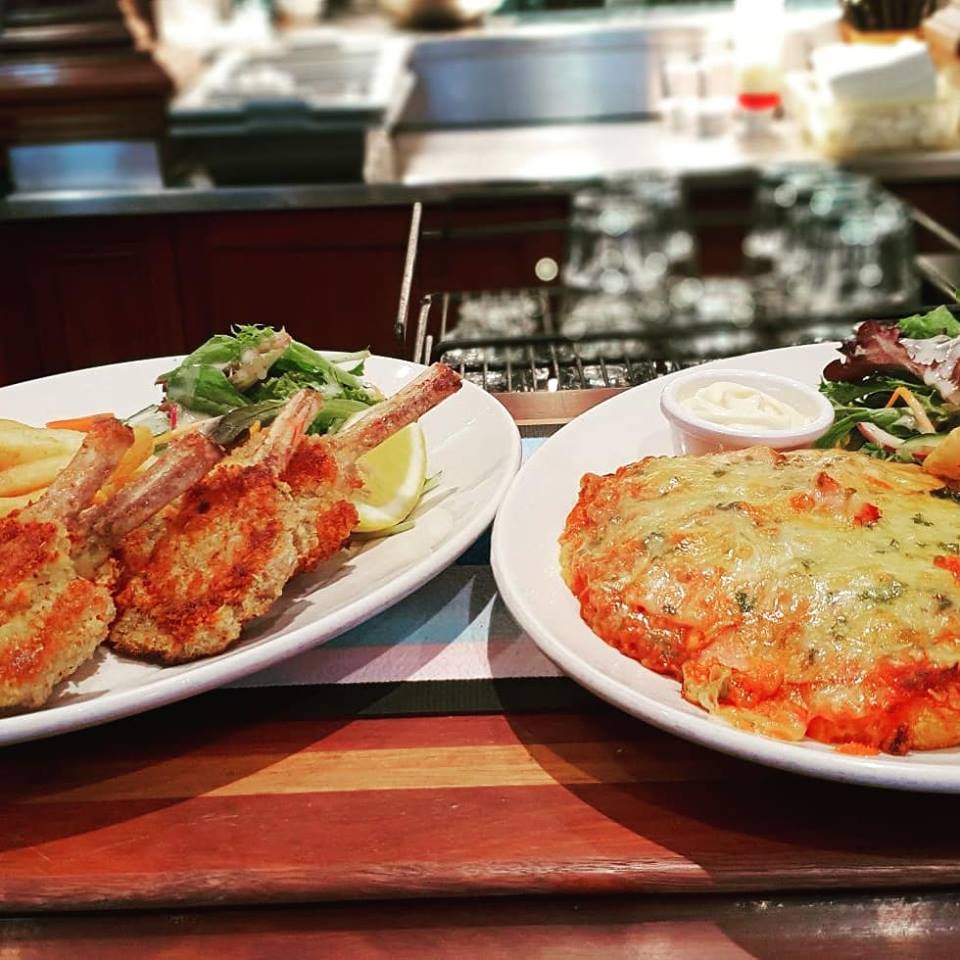 Local Pub in Kew | Bistro, Food, Dining & Restaurant | The Harp Of Erin